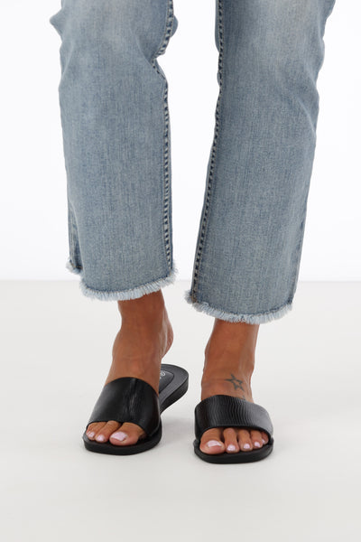 Cherry Lane Athena Slide Black | Shine On NZ