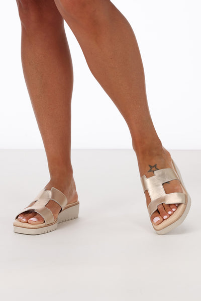 Django & Juliette Kerem Champagne Almond Sole | Shine On NZ